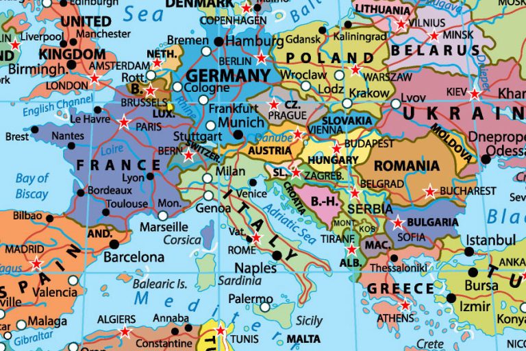 Karta svijeta politička (hrvatski ili engleski) - PLAKATI.COM.HR